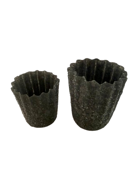 Charcoal Kueh Pie Tee – Red Lips Foods Pte Ltd